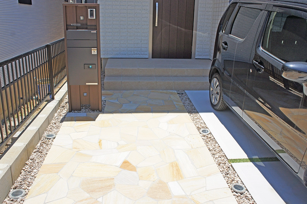 ポスト･表札･照明 STYLE：178|西尾市のお庭づくり･外構工事 ばんのベーシック